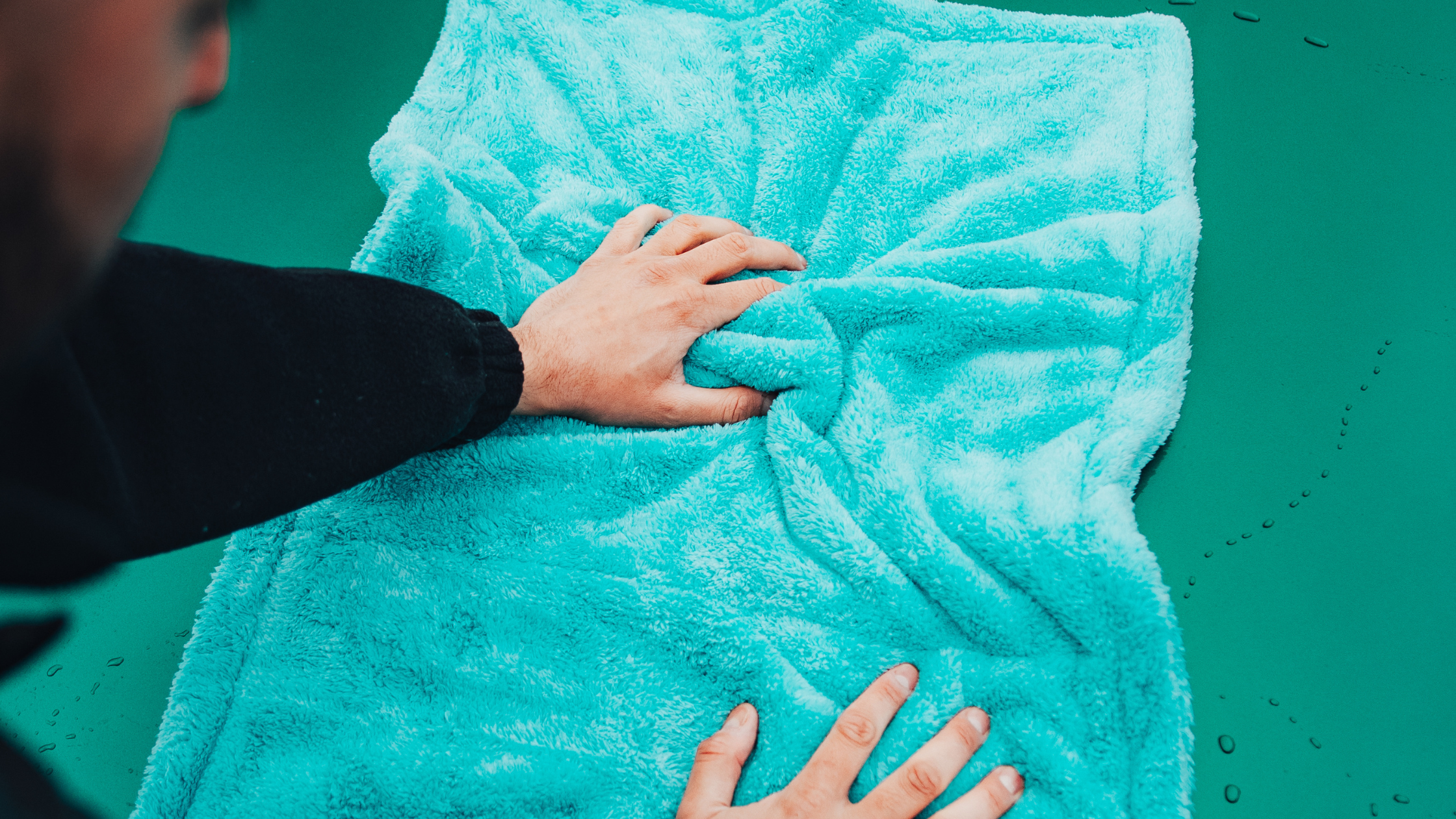 Microfibre Showdown: MCC Plush 350gsm vs Ultra Plush Edgeless